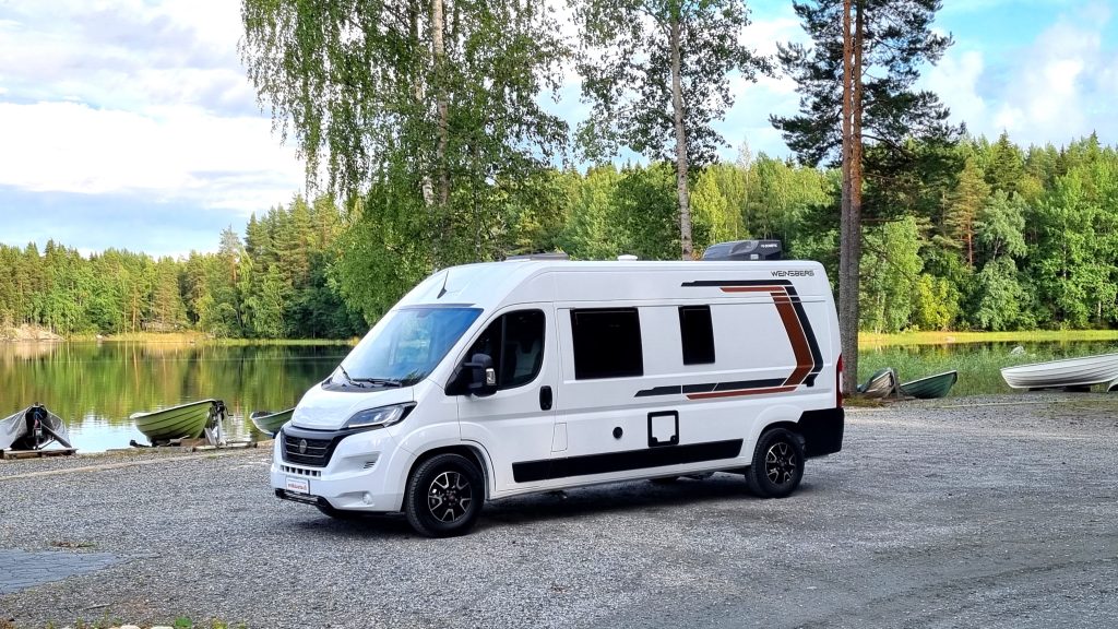 Vuokrattavat matkailuautot ja retkeilyautot - Retkiauto